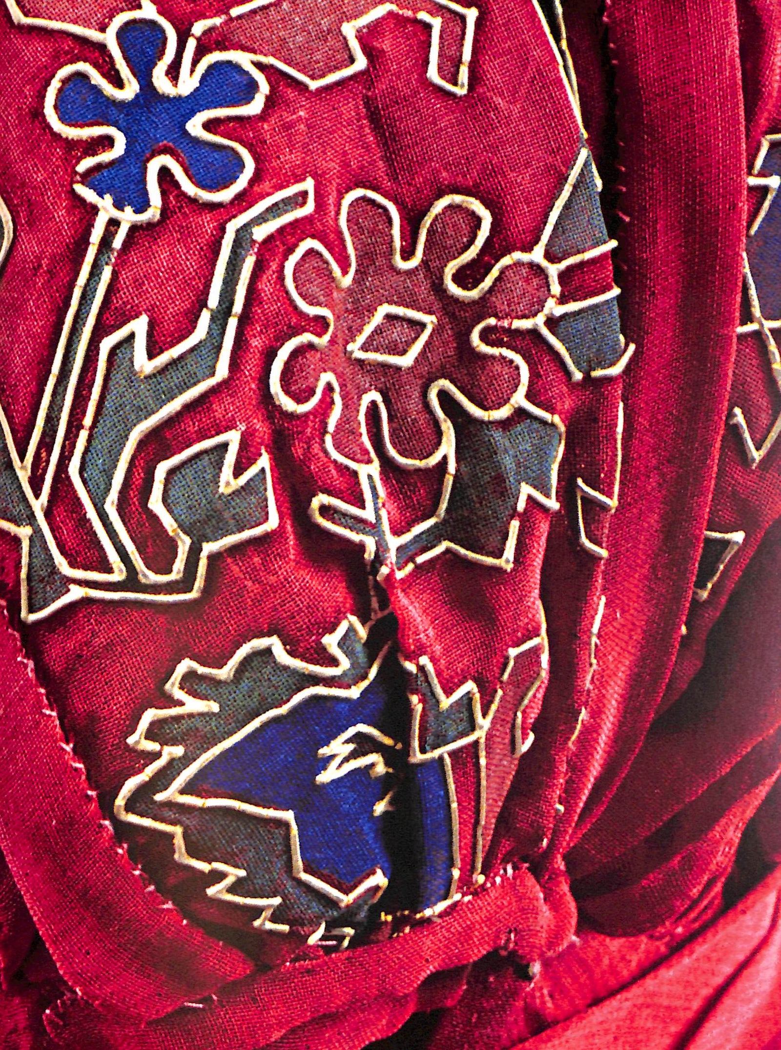 "A Family Of Fashion The Messels: Six Generations Of Dress" 2005 DE LA