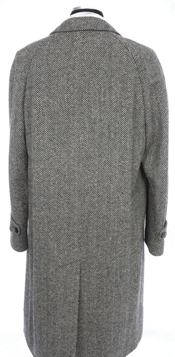 "O'Connell's Raglan Overcoat - Magee Irish Donegal Tweed - Charcoal