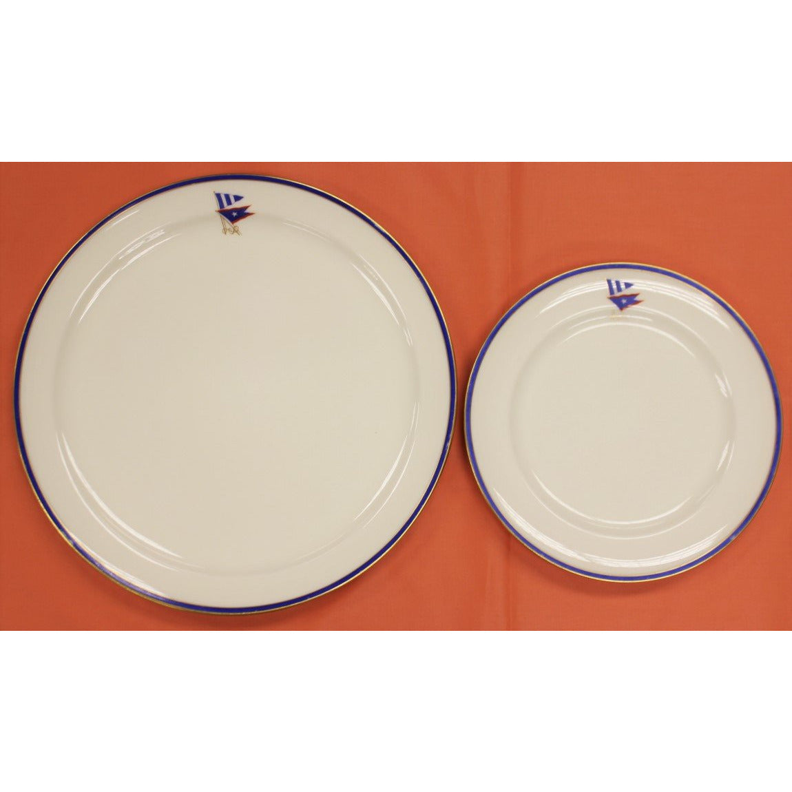 "Set x 11pc Private New York Yacht Club Dinner Service Plates" (SOLD)