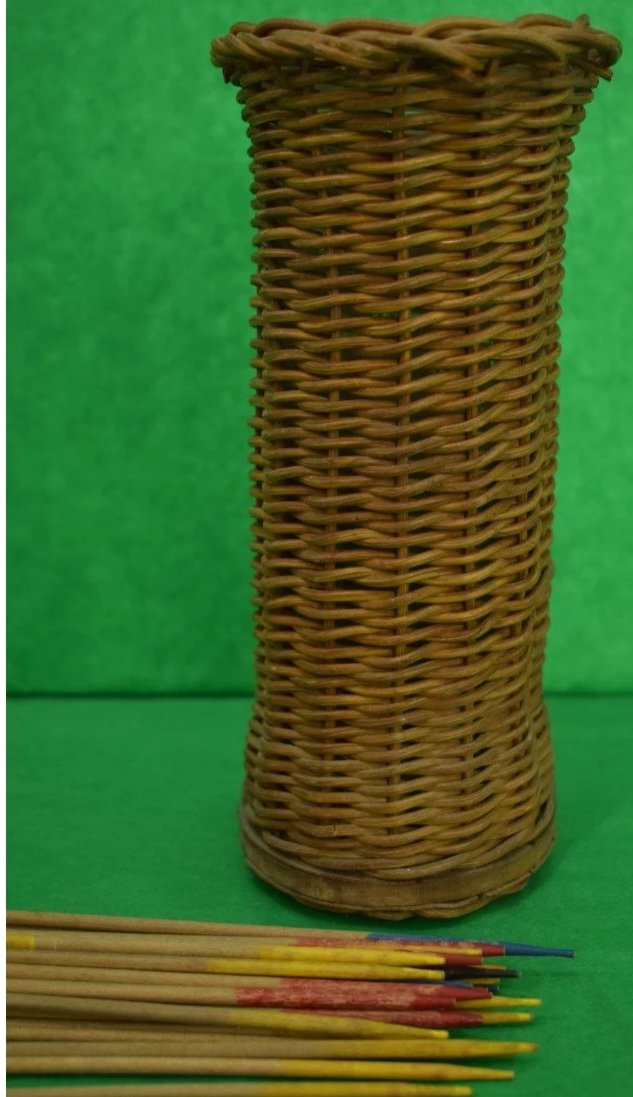 Brooks Brothers Adirondack Wicker Tote w/ Tin Picnic Box, 4 Cups, Ther