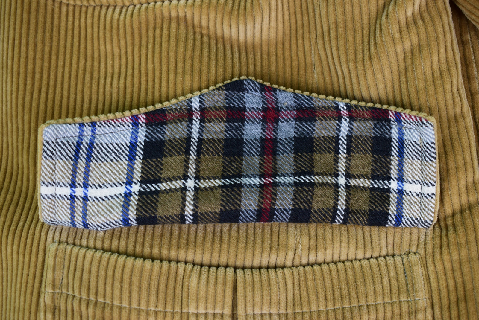 "Corduory Shooting Jacket w/ Remington Shell Buttons" Sz: 40R