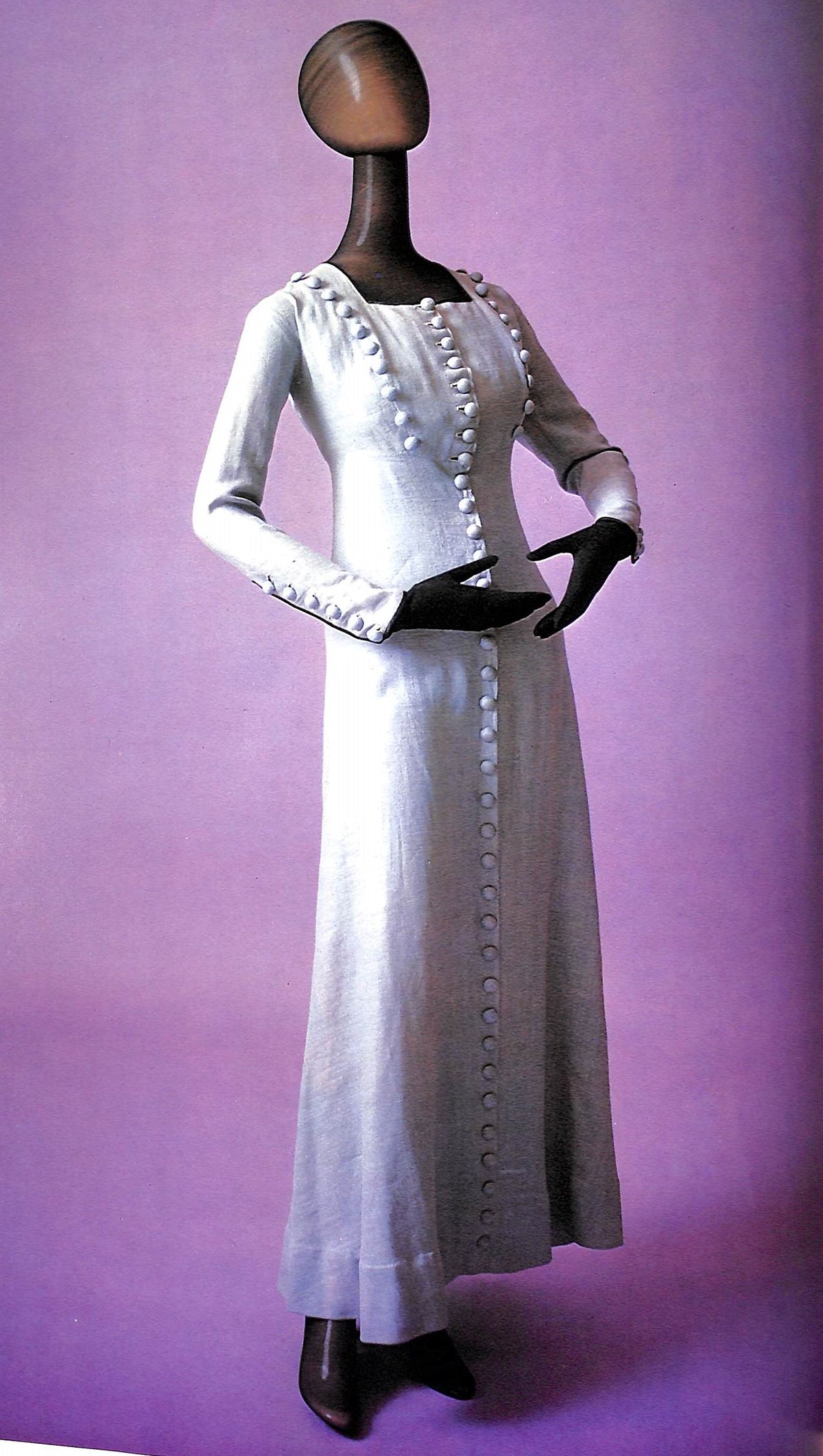 "Inventive Clothes: 1909-1939" 1975 MORISHITA, Hiromu