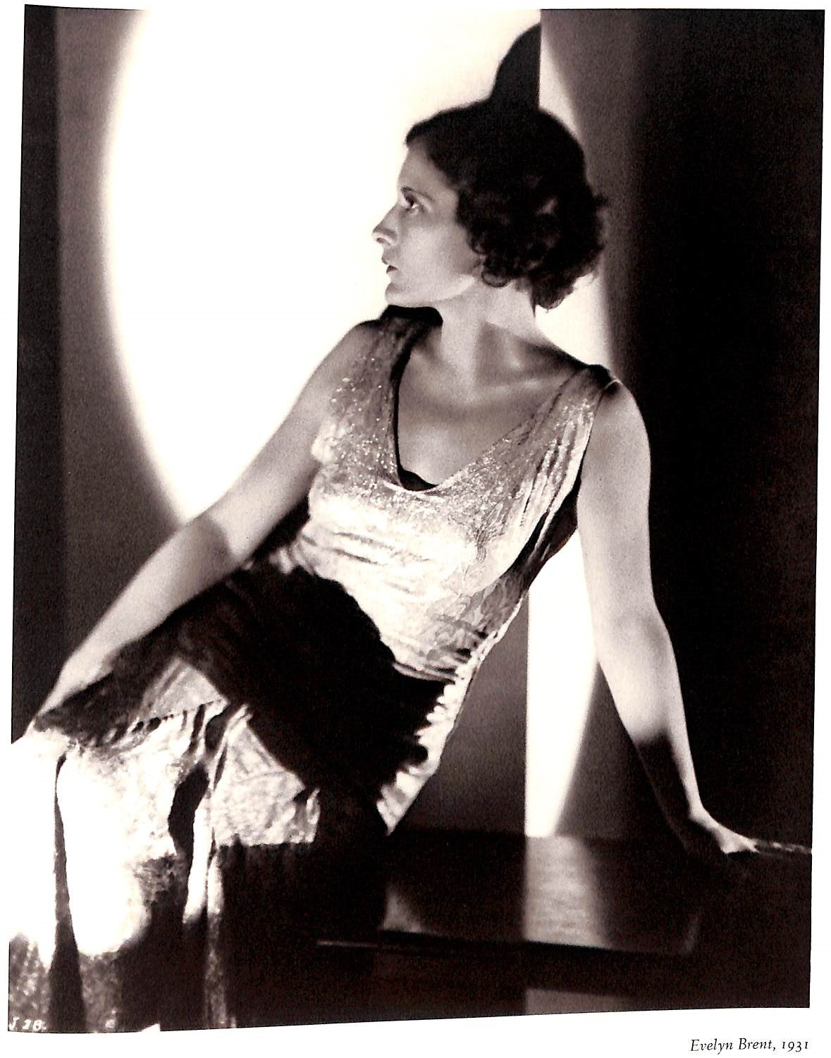 "The Art Of The Great Hollywood Portrait Photographers 1925-1940" 1987