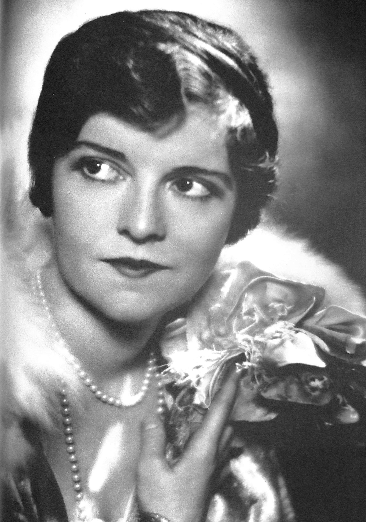 "The Revealing Eye: Personalities Of The 1920's" 1967 GALLICO, Paul [w